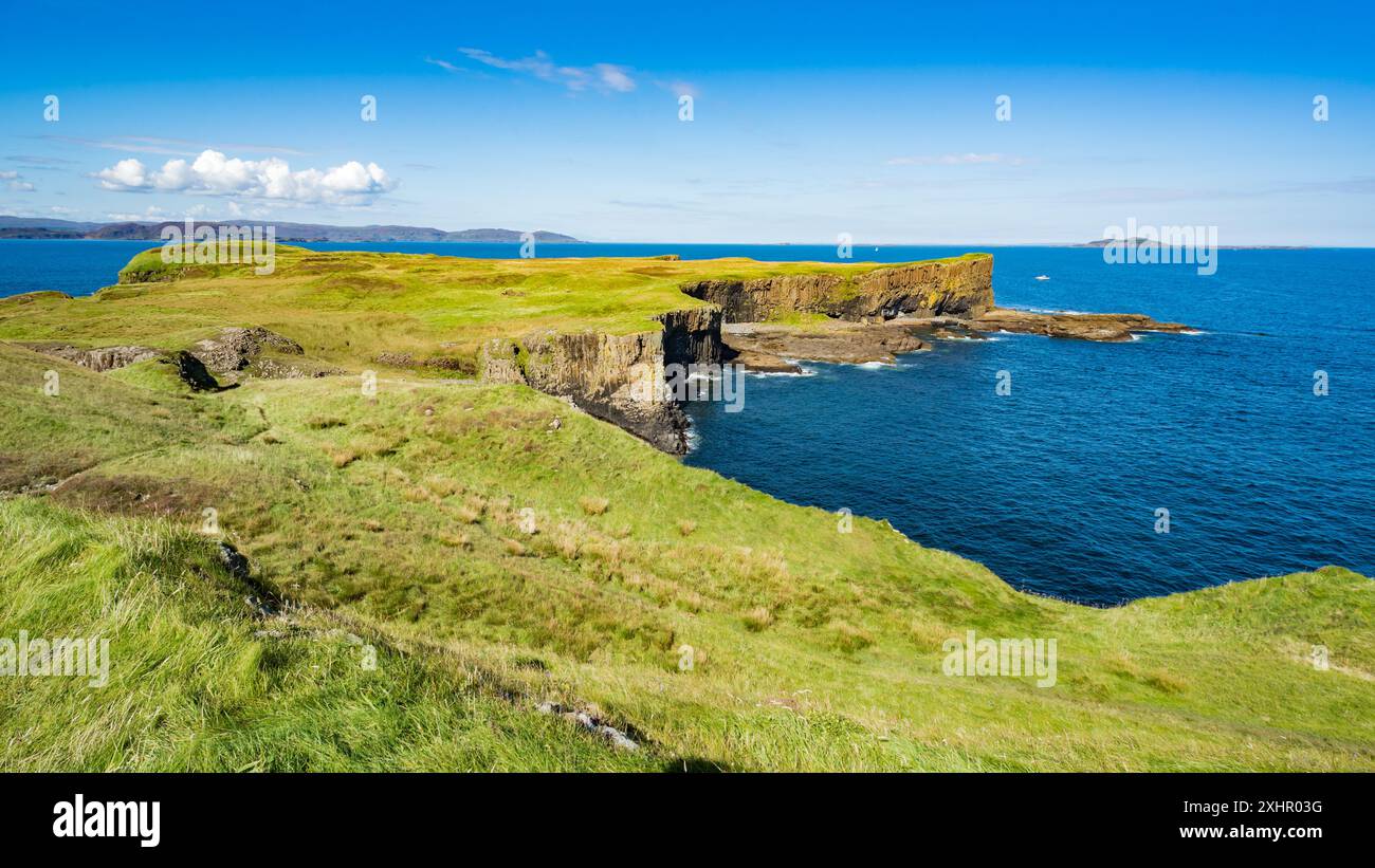 Southern isle of skye hi-res stock photography and images - Alamy