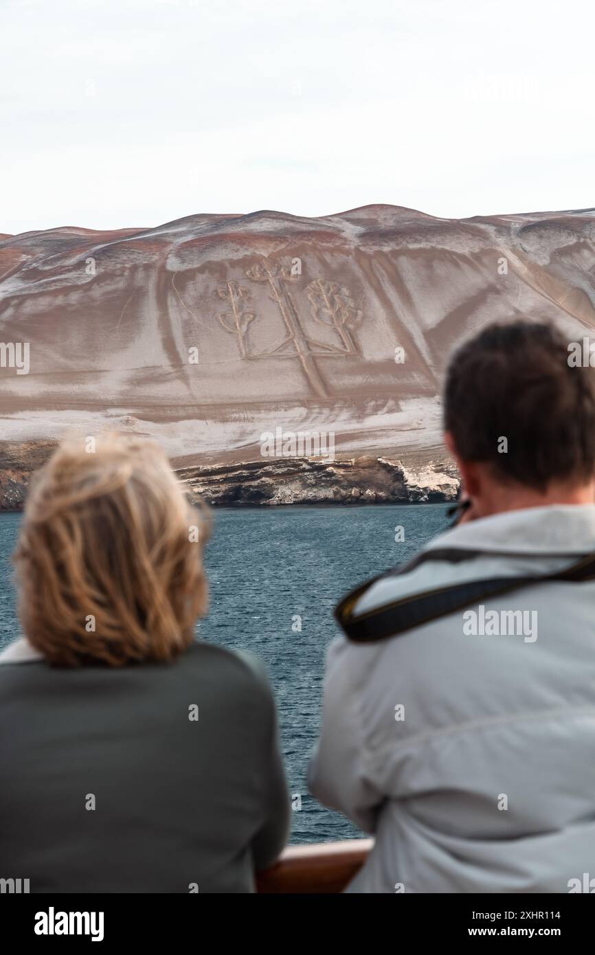 Paracas culture hi-res stock photography and images - Alamy