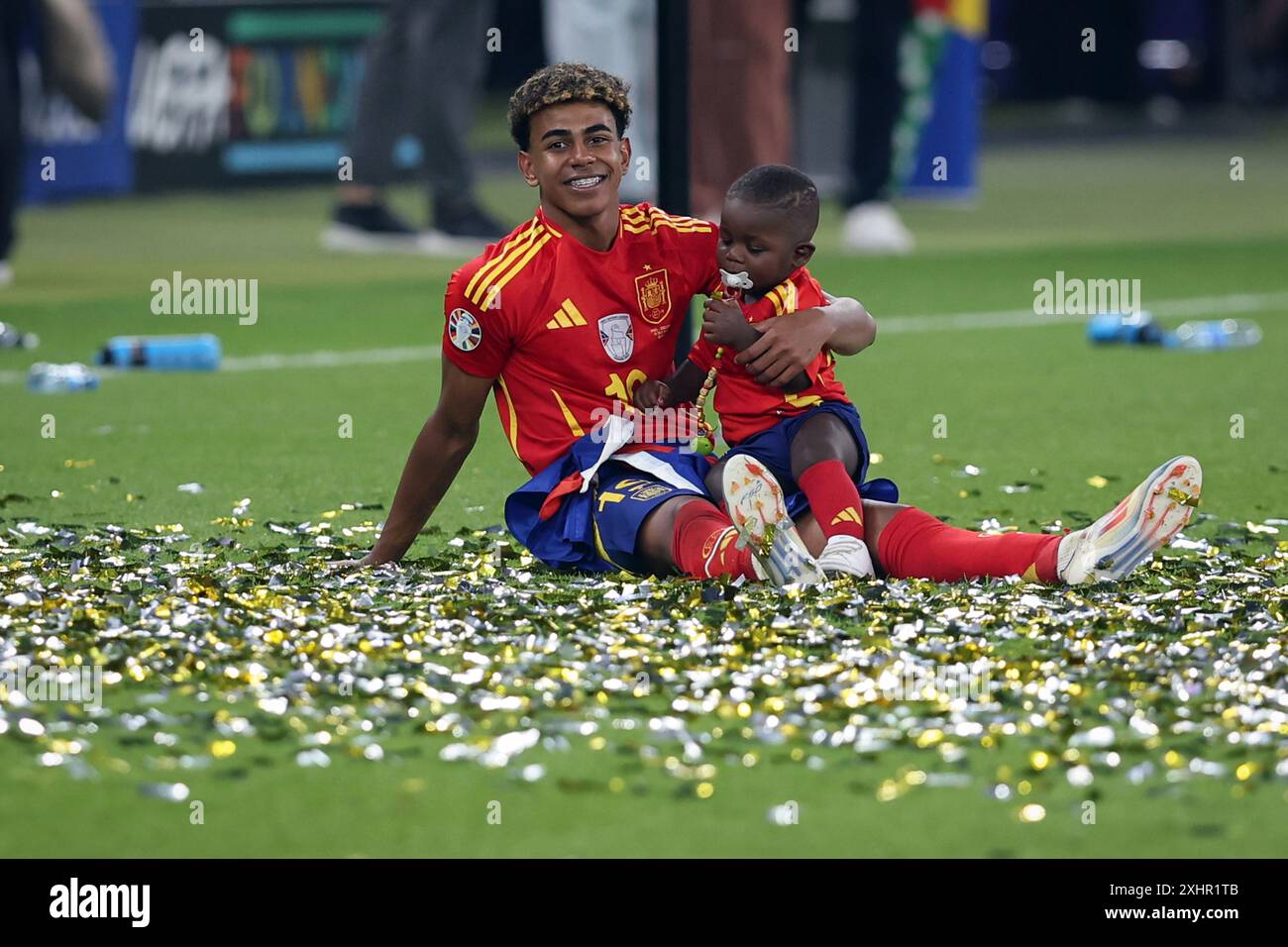 BERLIN, GERMANY - JULY 14: Lamine Yamal of Spain celebrate with his ...