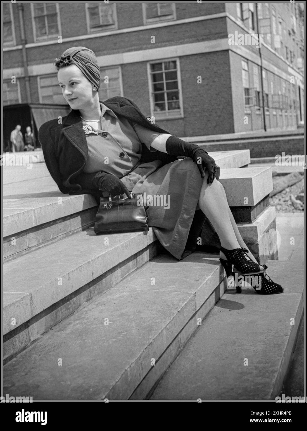 WW2 Fashion style in wartime 1940s with how a British woman utility ...