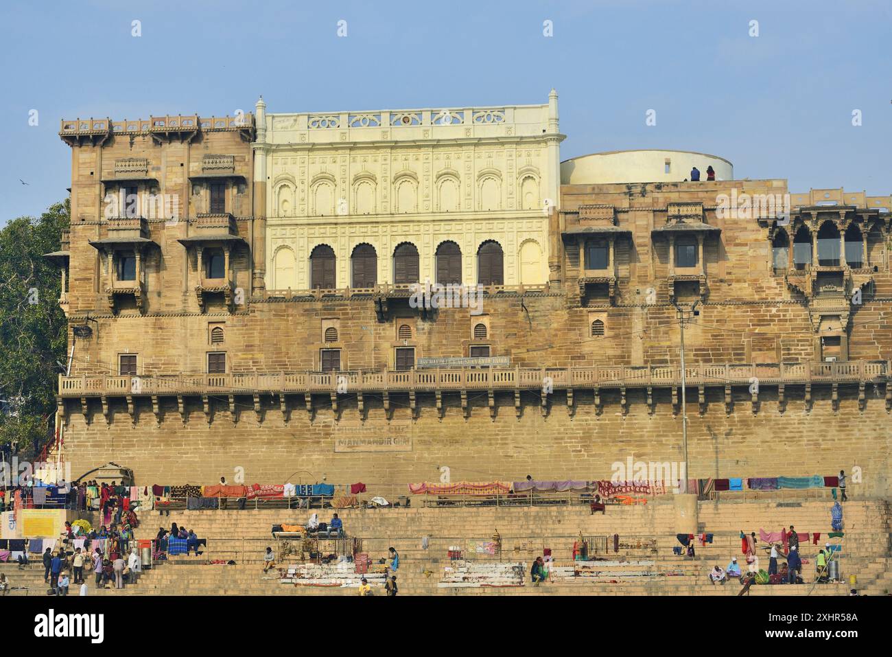 India, Uttar Pradesh, Varanasi, Man Mandir ghat, Jai Singh II palace ...