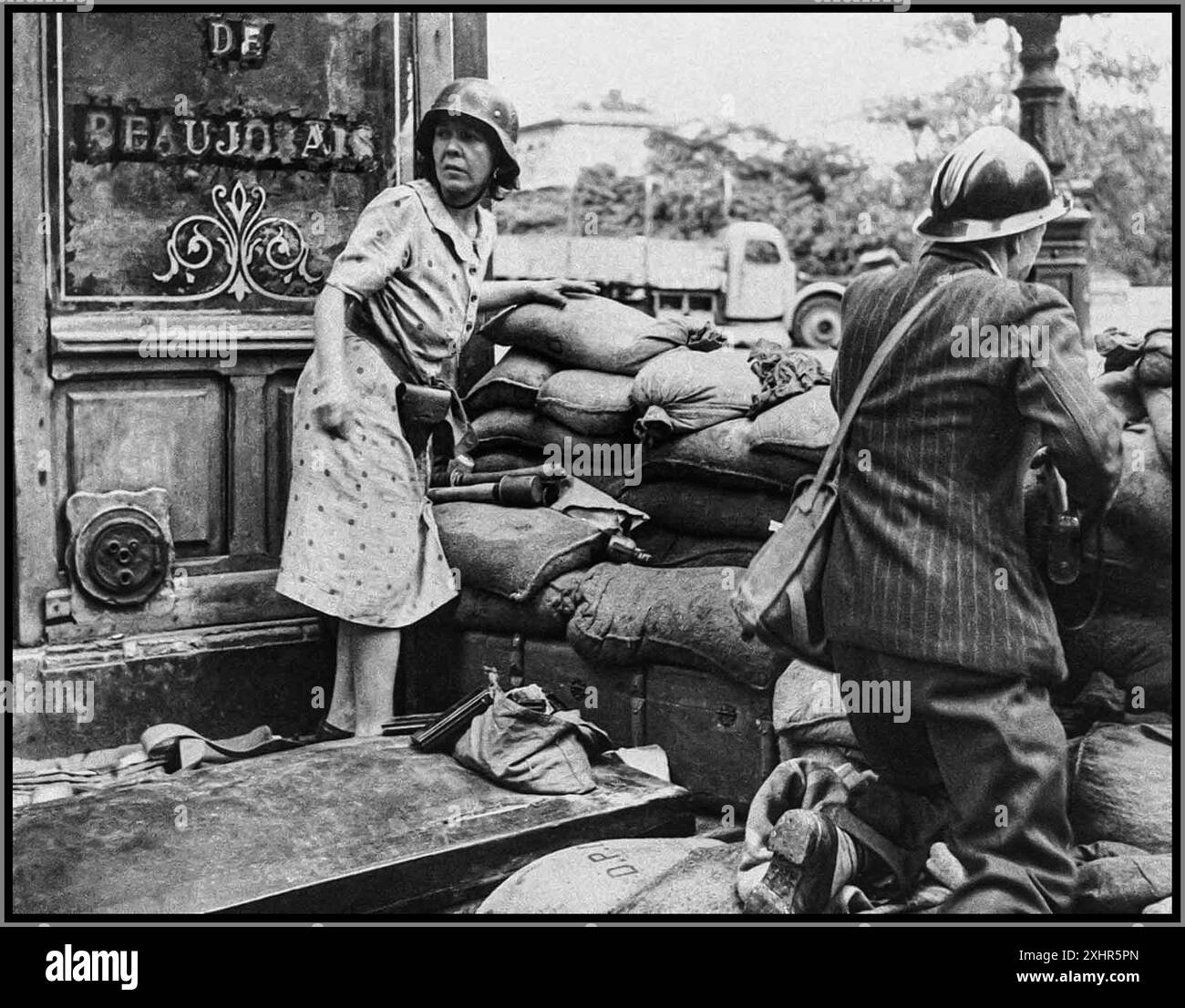 Hand grenades ww2 hi-res stock photography and images - Alamy