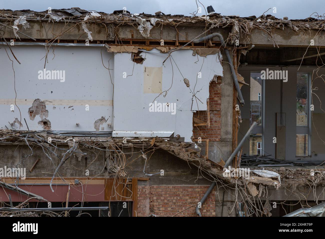 Safely tear down building hi-res stock photography and images - Alamy