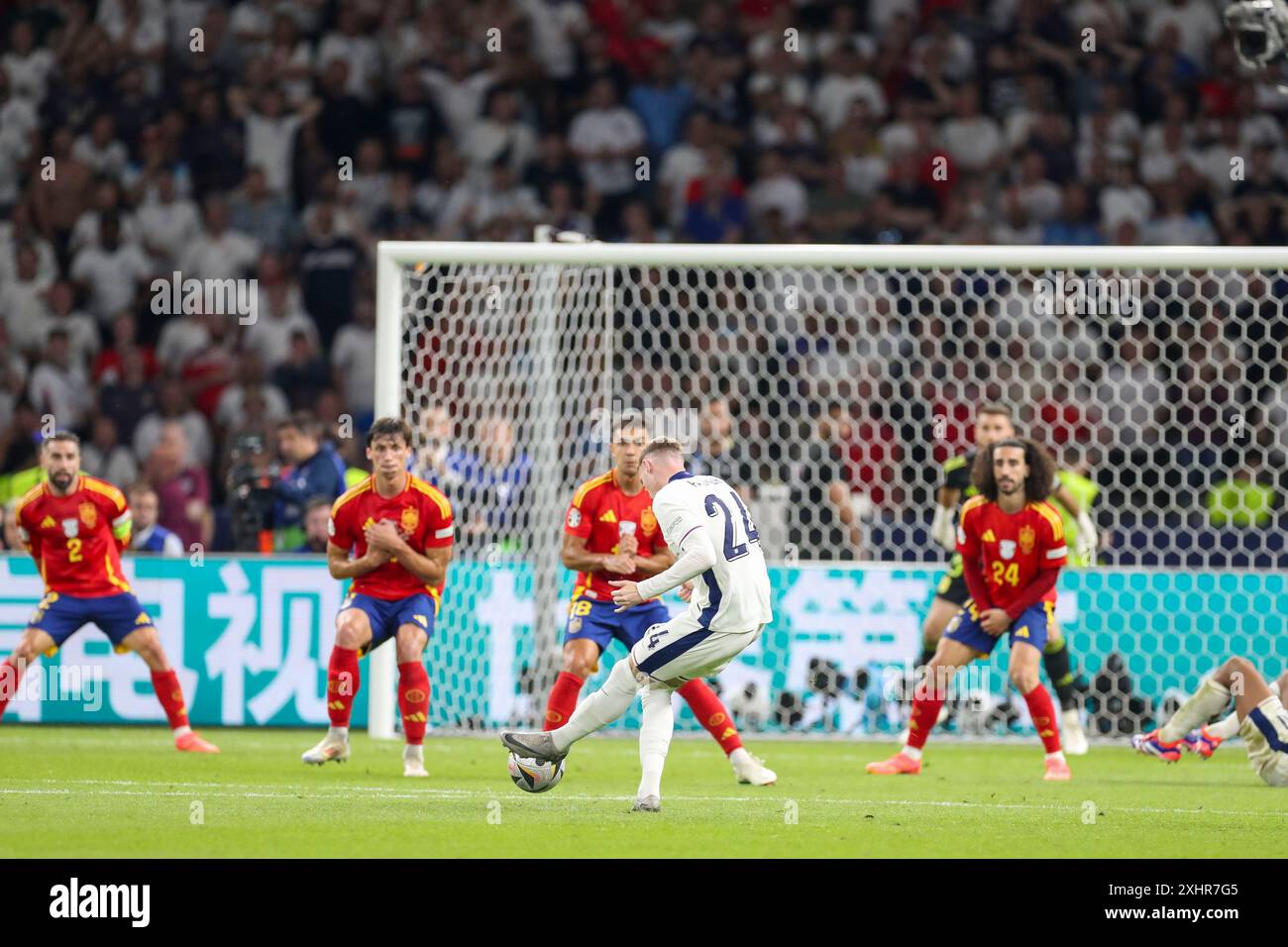 England Forward Cole Palmer (Chelsea) scores a GOAL 1-1 shoots during ...