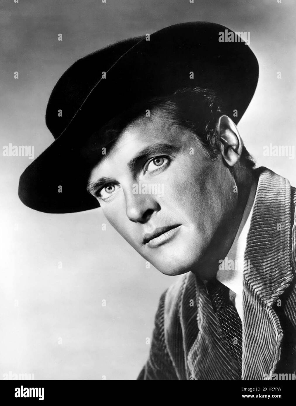 George moore hi-res stock photography and images - Alamy