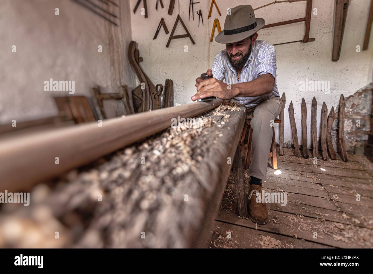 traditional carpenter working Stock Photo - Alamy