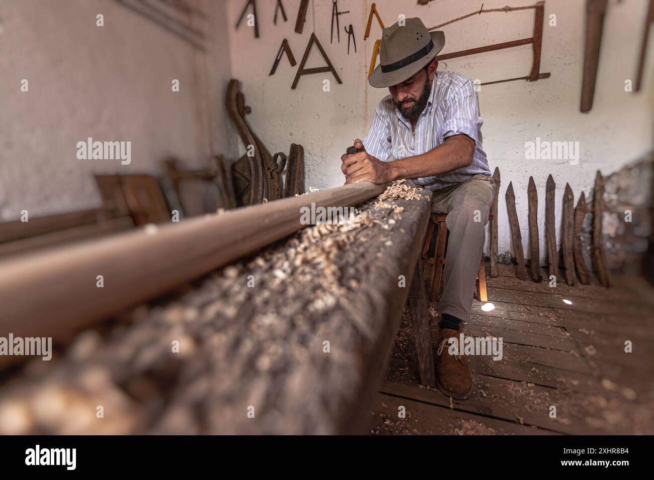 traditional carpenter working Stock Photo - Alamy