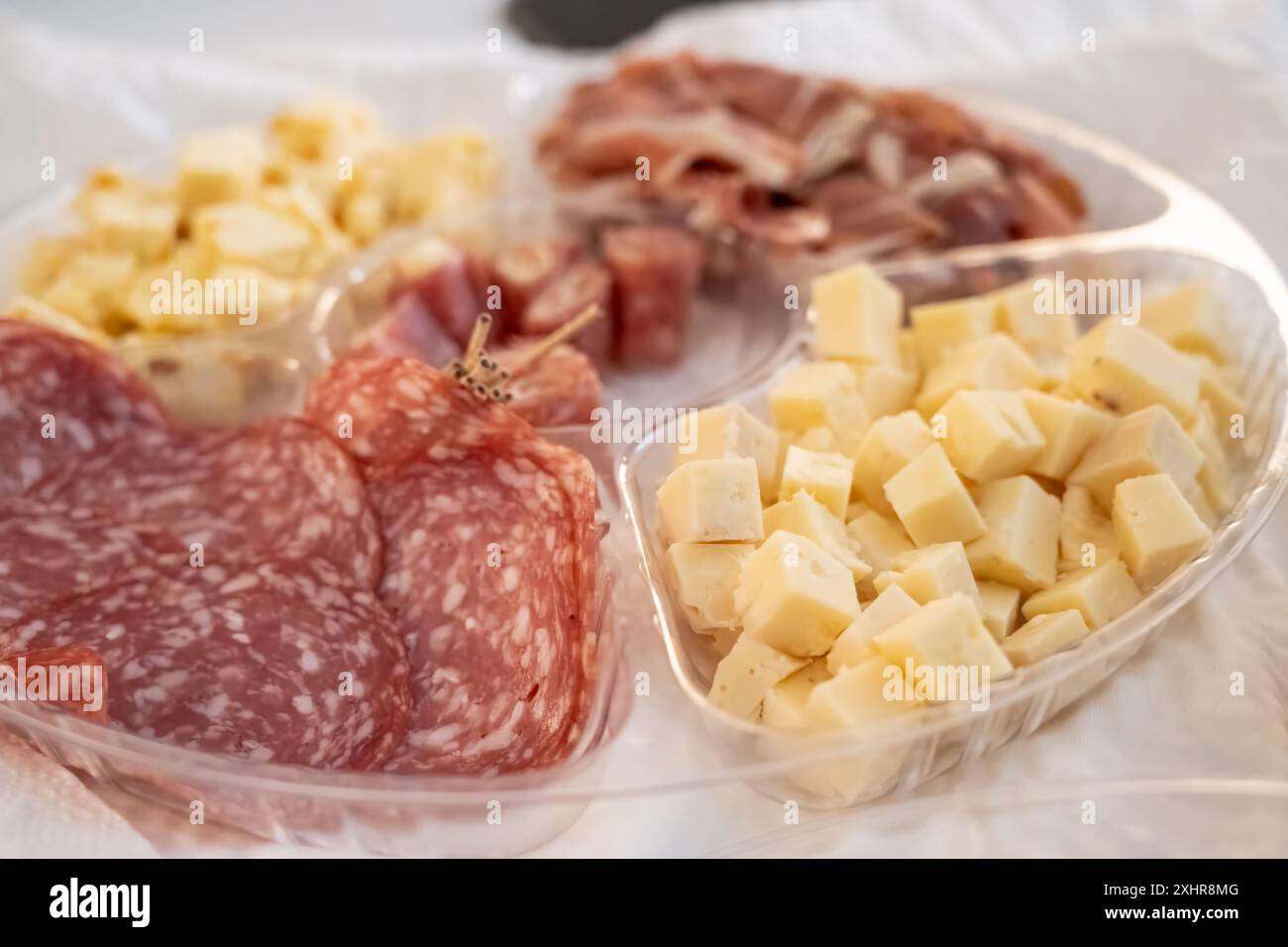 Snacks between meal hi-res stock photography and images - Alamy
