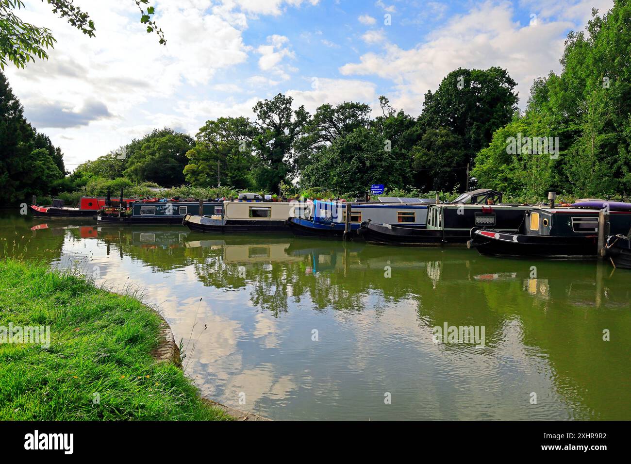 The Kennett & Avon Canal at Devizes. Taken July 2024. Summer Stock ...