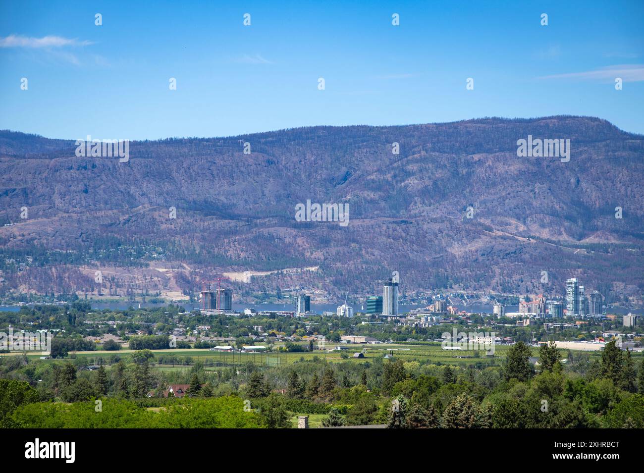 Downtown kelowna hi-res stock photography and images - Alamy