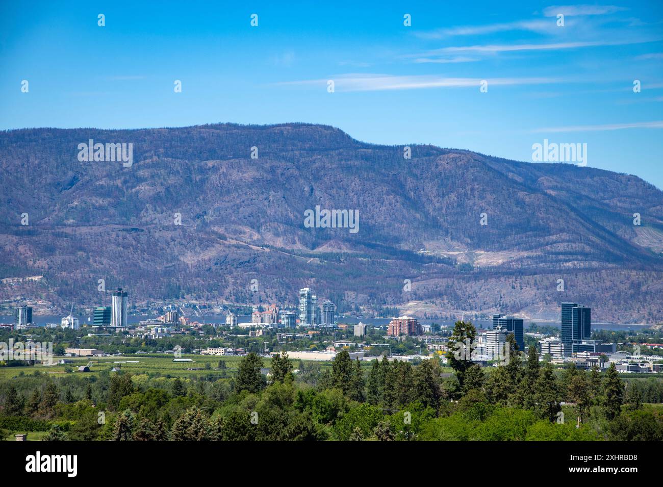Downtown kelowna hi-res stock photography and images - Alamy