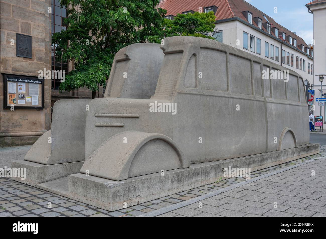 The concrete bus in Erlangen commemorates the Nazi murders during the ...