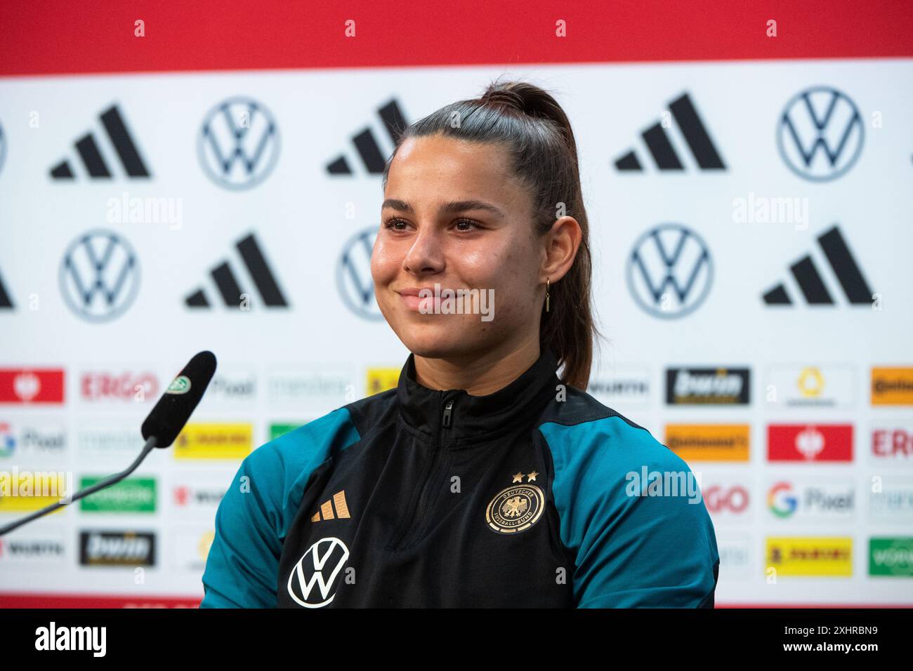 Lena Oberdorf (Deutschland, #06), GER, MD-1 Pressekonferenz DFB Frauen ...