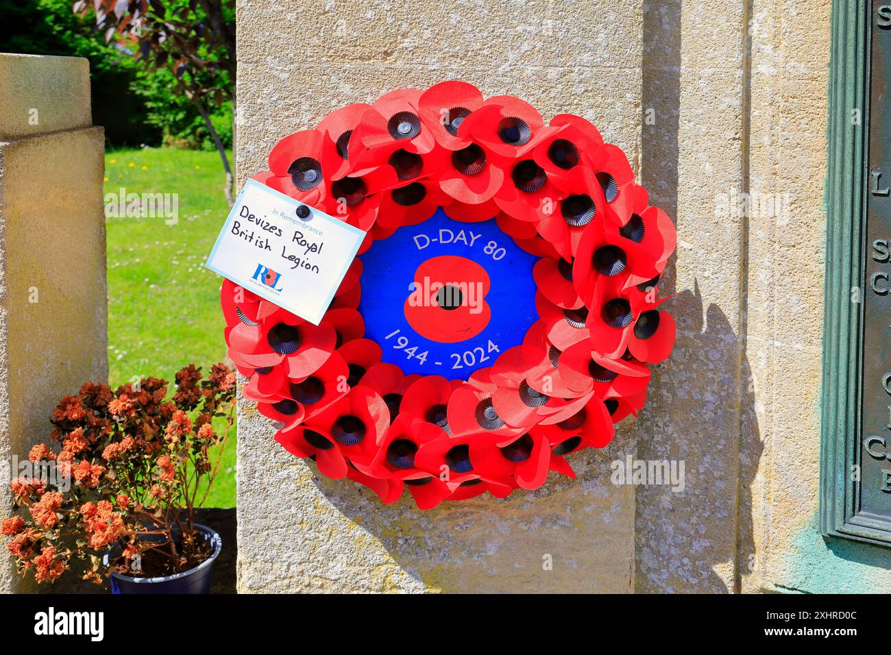 Devizes war memorial with poppy wreath marked - D-Day 80 1944-2024 ...