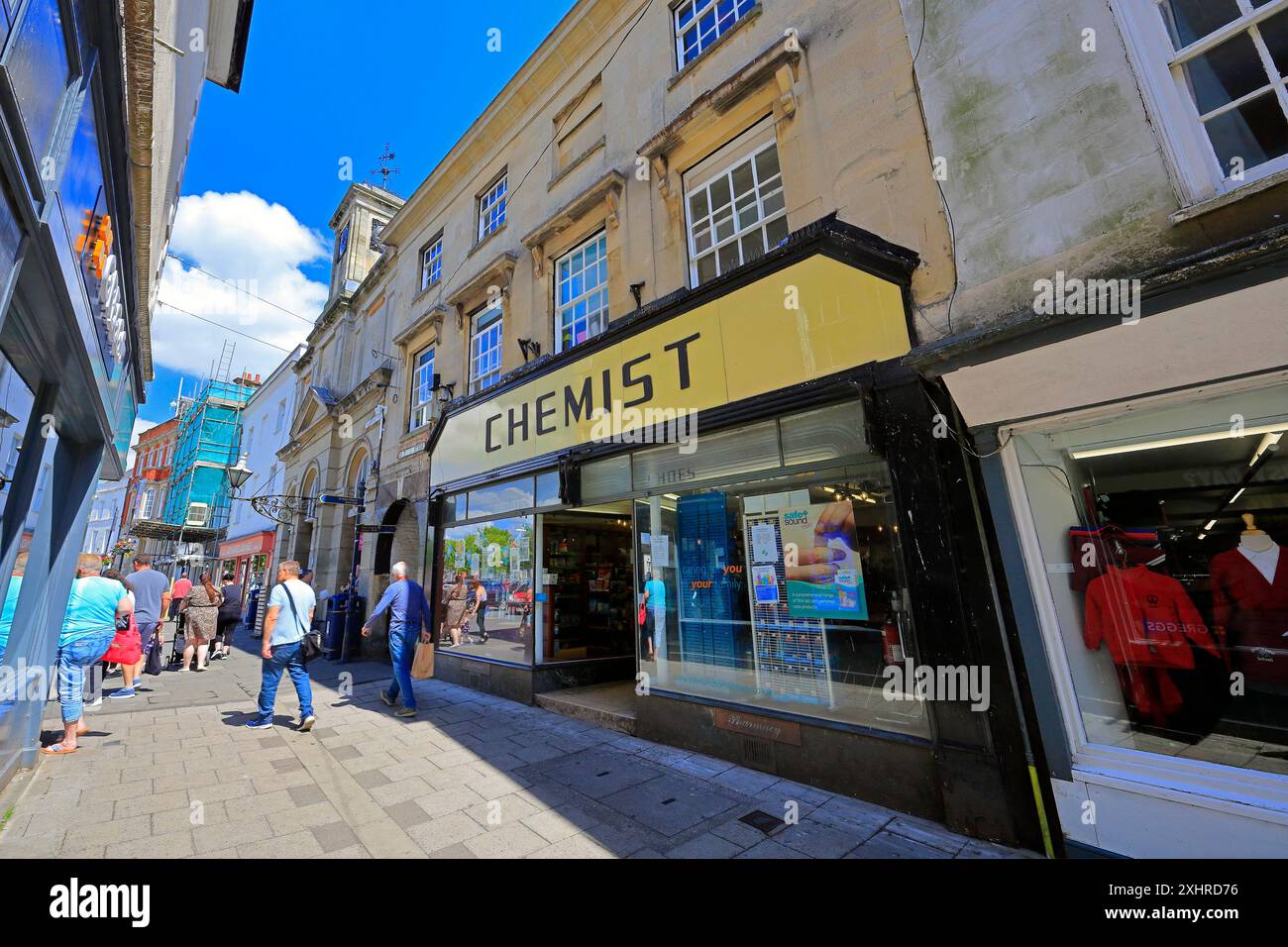 Pretty shop front hi-res stock photography and images - Alamy