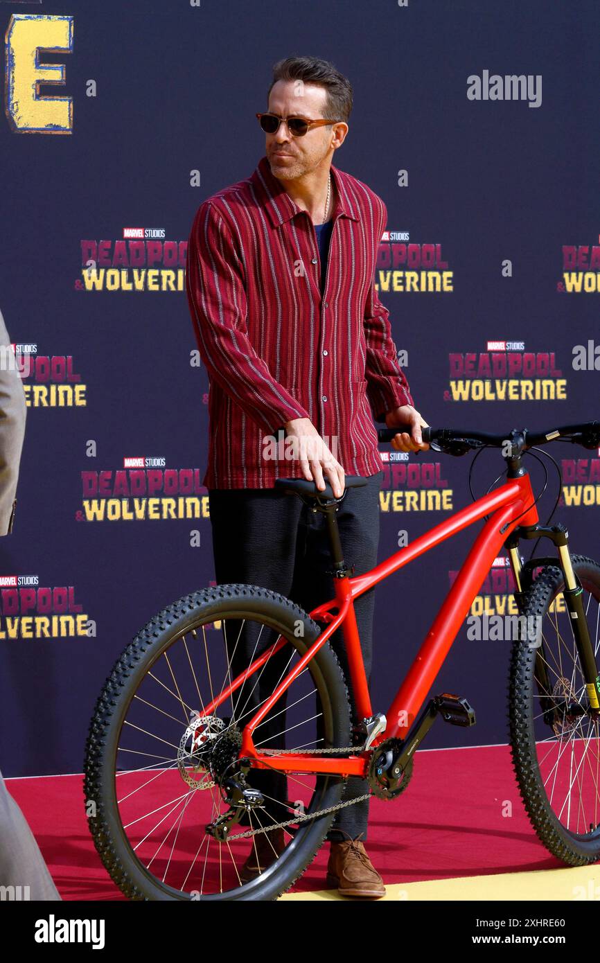 Ryan Reynolds at the Deadpool Wolverine fan event at Uber Platz in ...