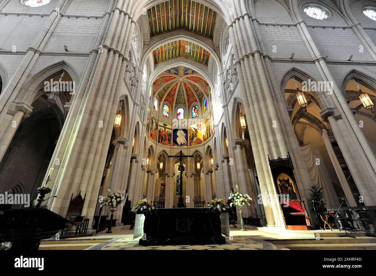 Catedral de Nuestra Senora de la Almudena, Santa Maria la Real de La ...