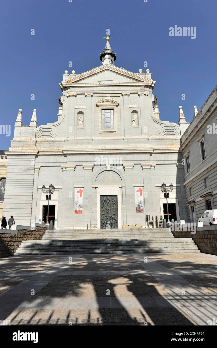 Catedral de Nuestra Senora de la Almudena, Santa Maria la Real de La ...