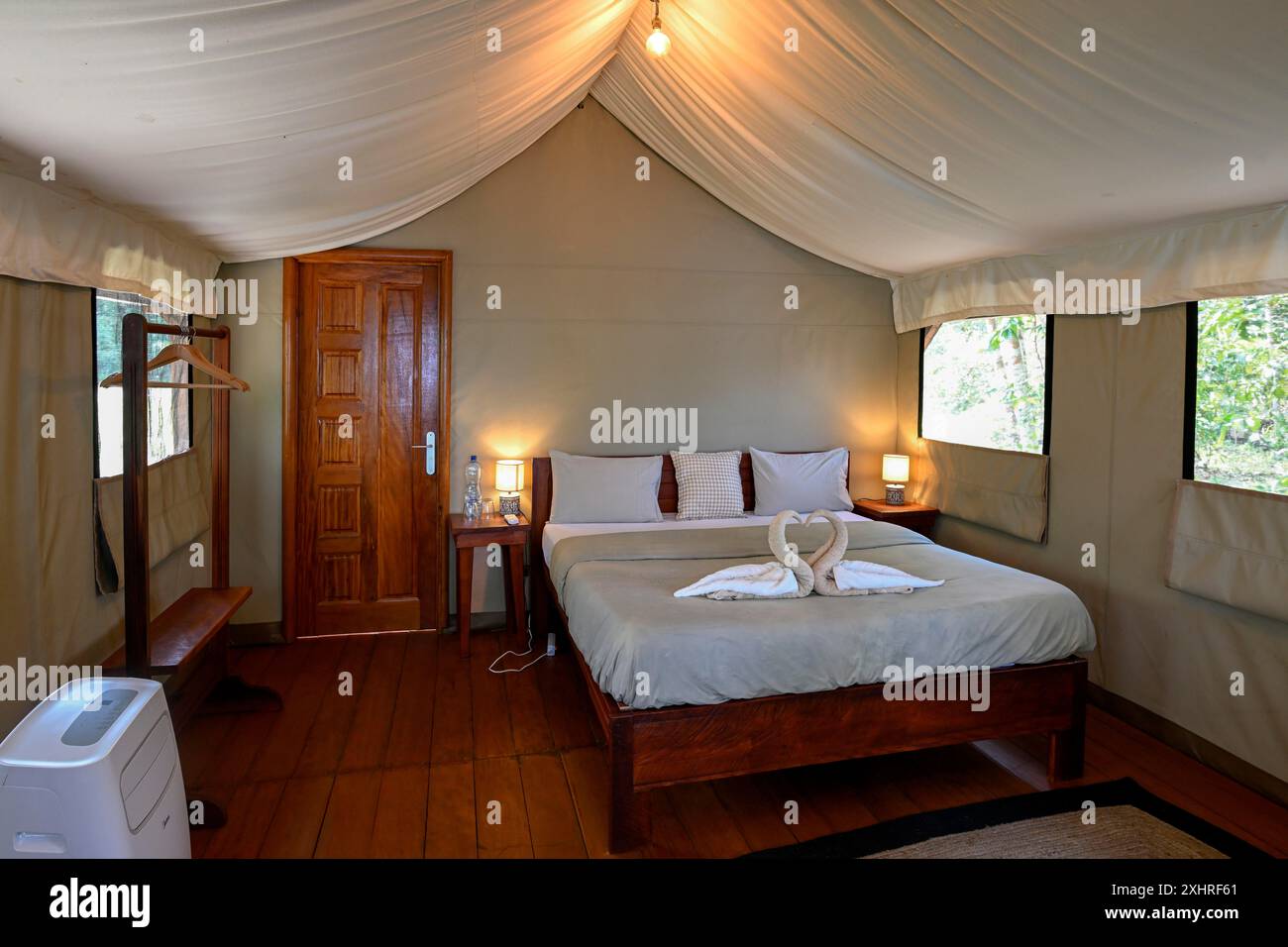 Chalet of Loango Lodge, interior view, Loango National Park, Parc ...