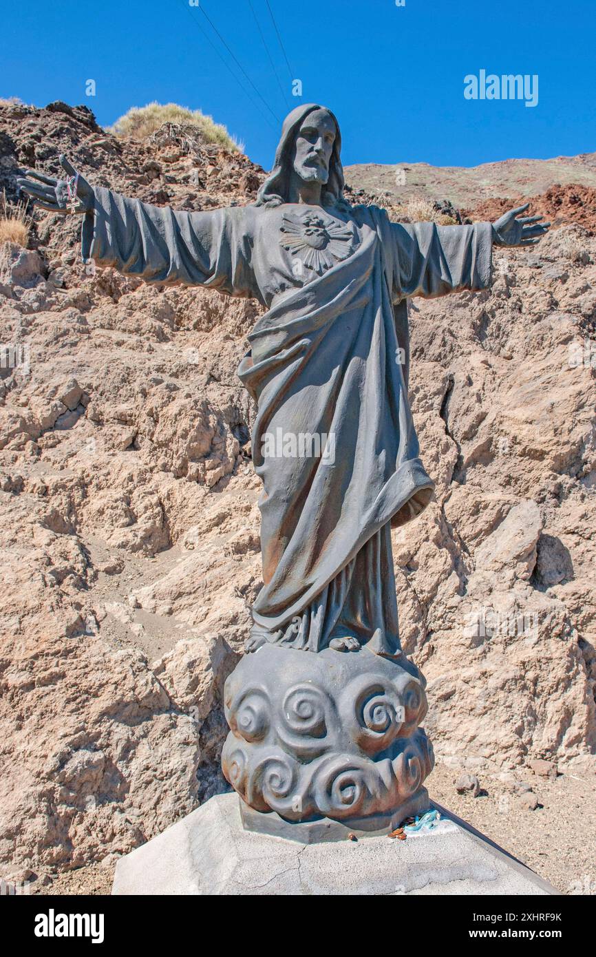 Statue of Christ Statue of Jesus Christ on plateau of Mount Teide ...