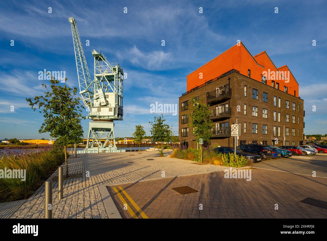 Blue Boar Wharf Shipping Crane, Blue Boar Wharf, 12 Blue Boar Ln ...
