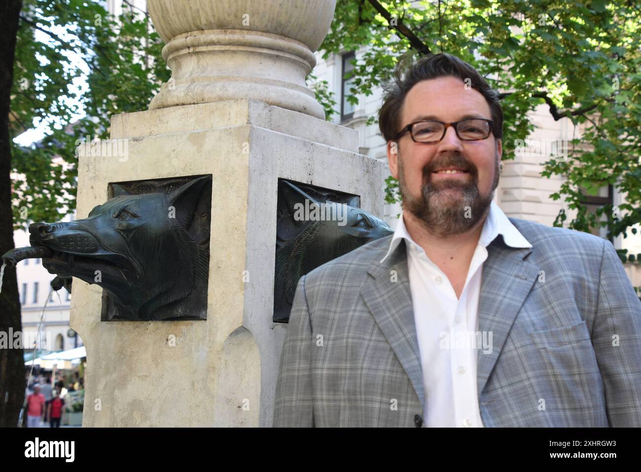 Andre Hartmann Kabarettist Saenger Musiker Entertainer Muenchen 15.07. ...