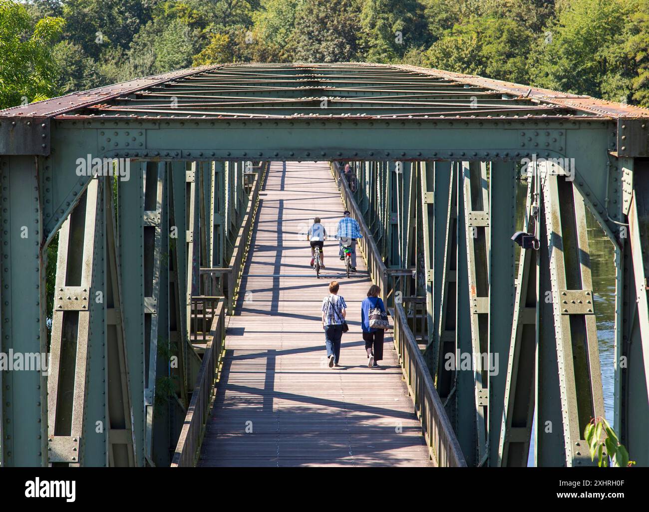 Ruhr Valley cycle path, former railway bridge over the Ruhr, Lake ...