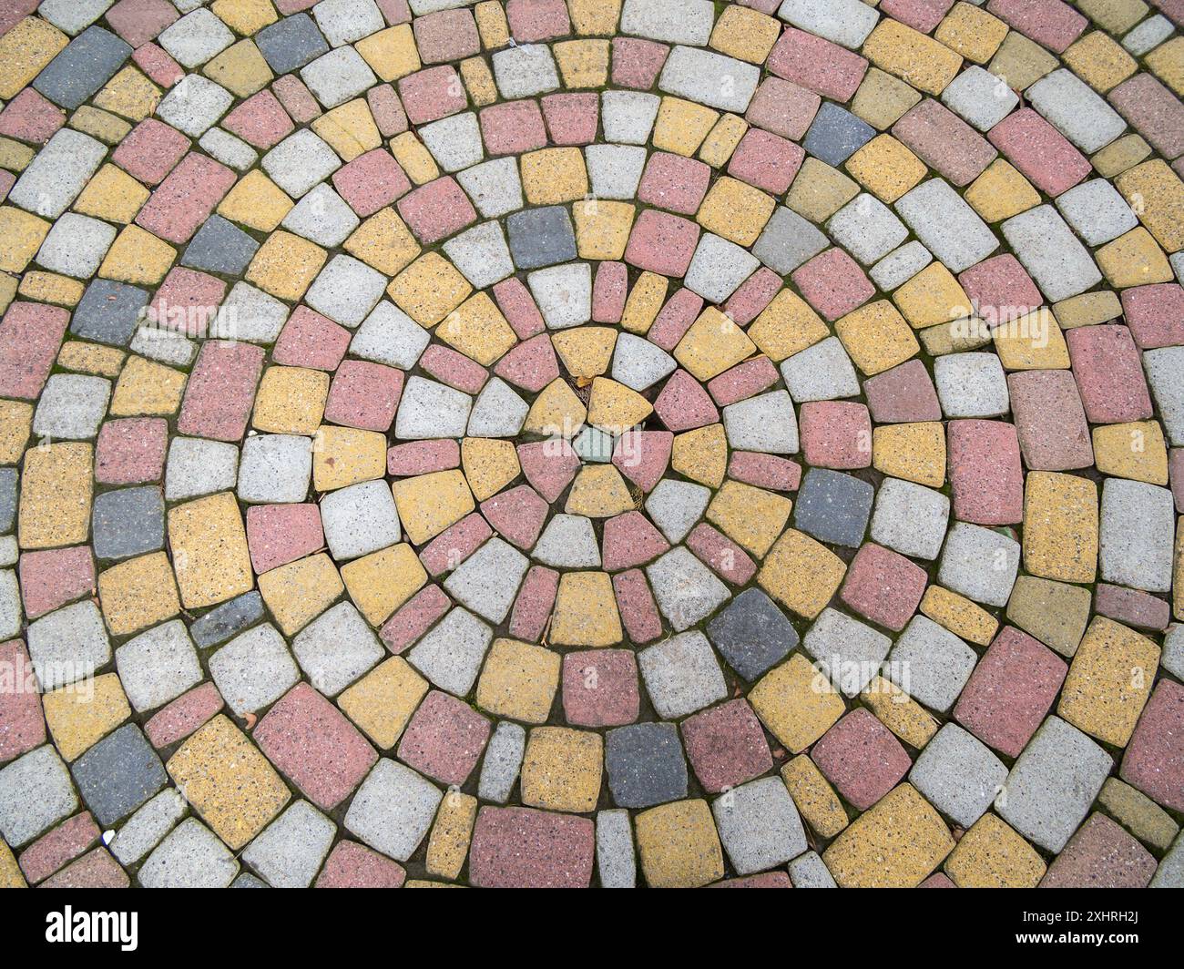 Circular paving stones hi-res stock photography and images - Alamy