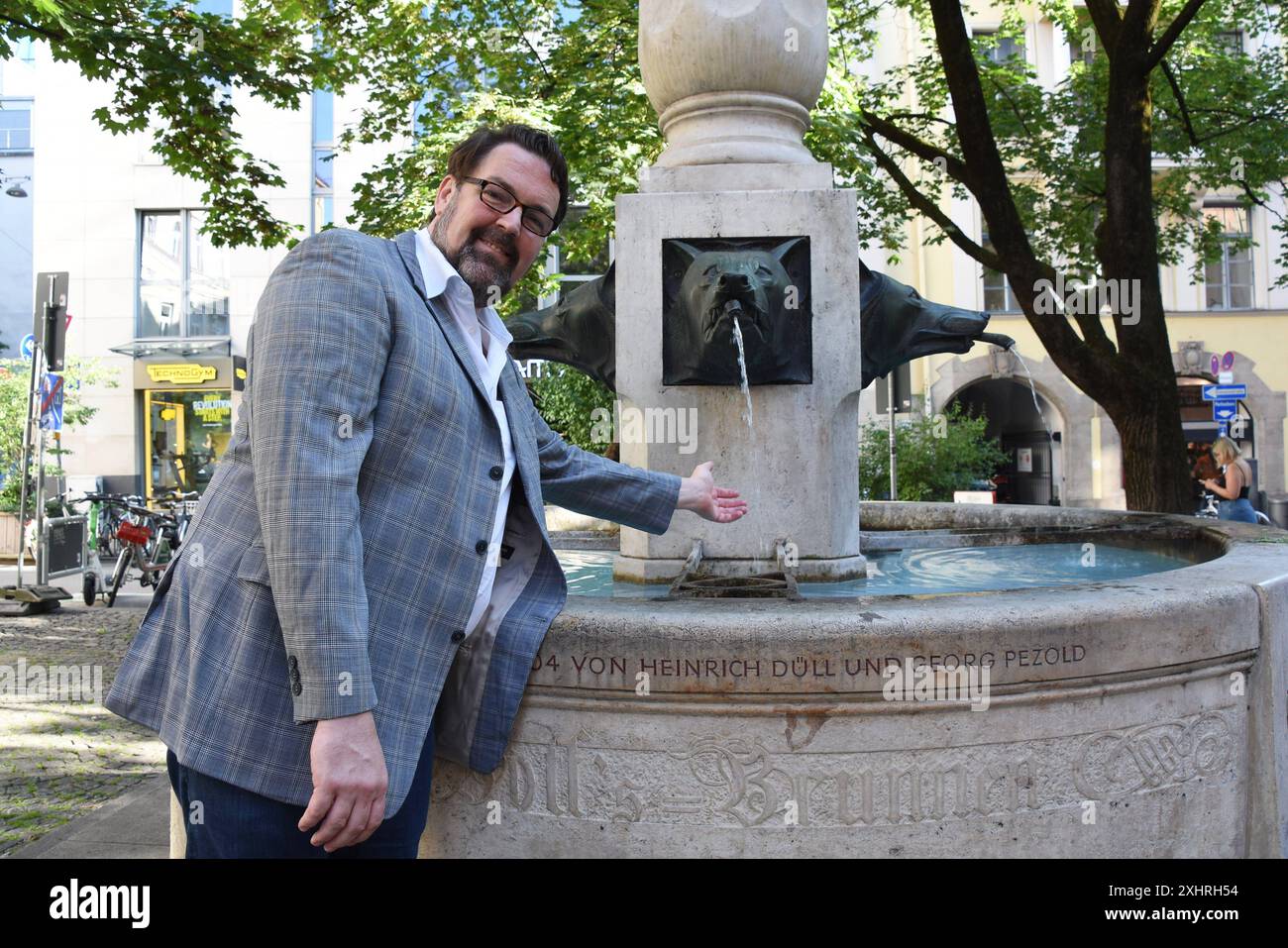 Andre Hartmann Kabarettist Saenger Musiker Entertainer Muenchen 15.07. ...