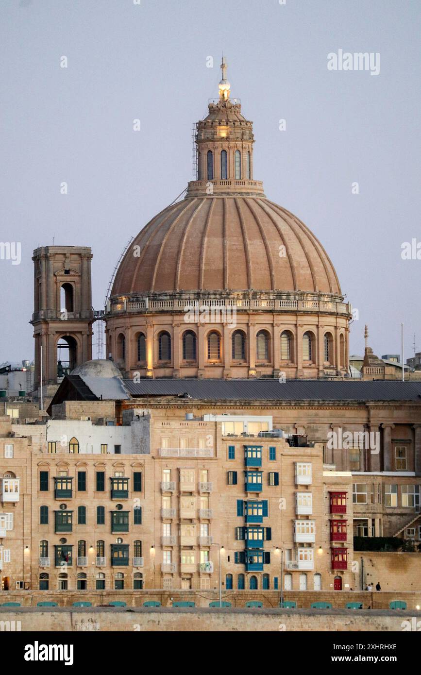 Malta valletta wall bastion tower hi-res stock photography and images ...
