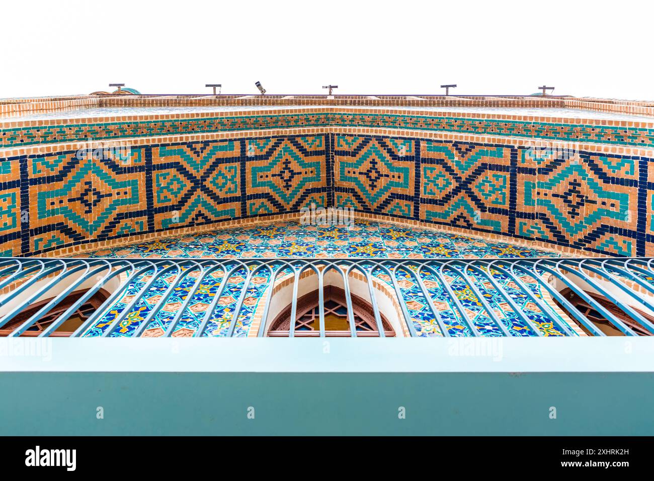 Islamic tile style hi-res stock photography and images - Alamy
