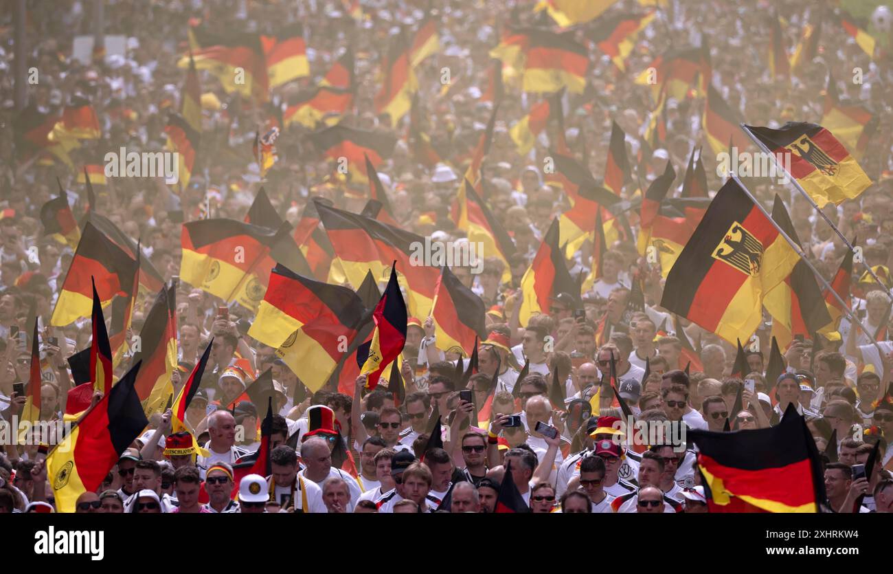 Fan march, German football fans march to the quarter-final Spain versus ...