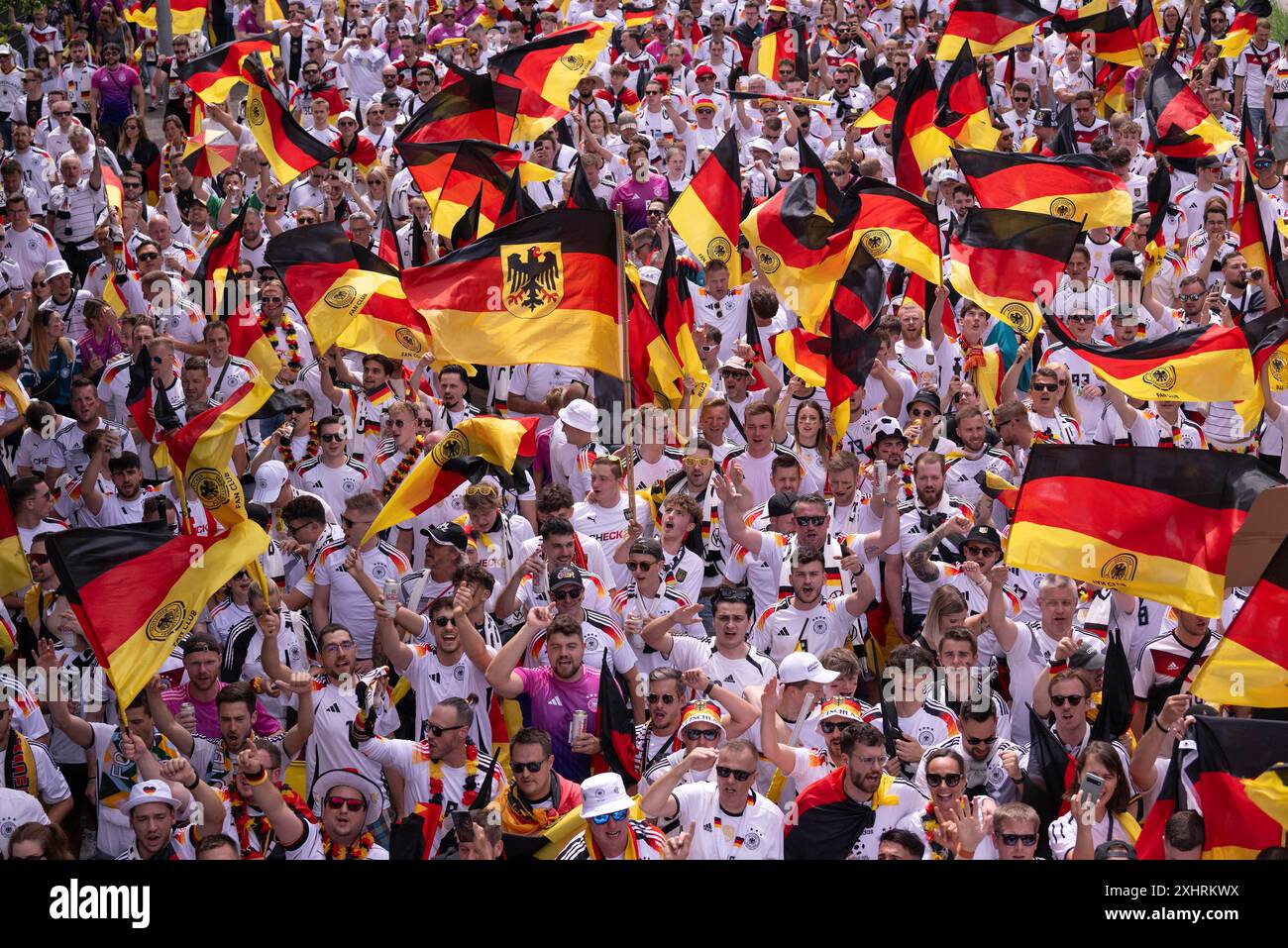 Fan march, German football fans march to the quarter-final Spain versus ...