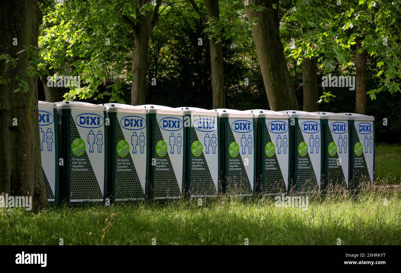 Mobile DIXI toilets, toilet block, toilet, park, Lower Palace Gardens ...