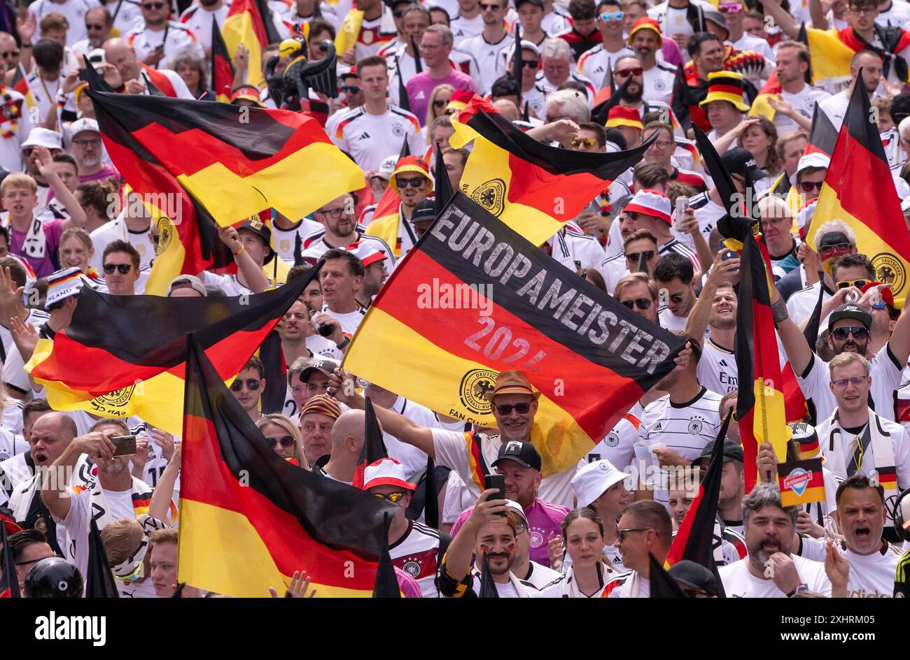Fan march, German football fans march to the quarter-final Spain versus ...