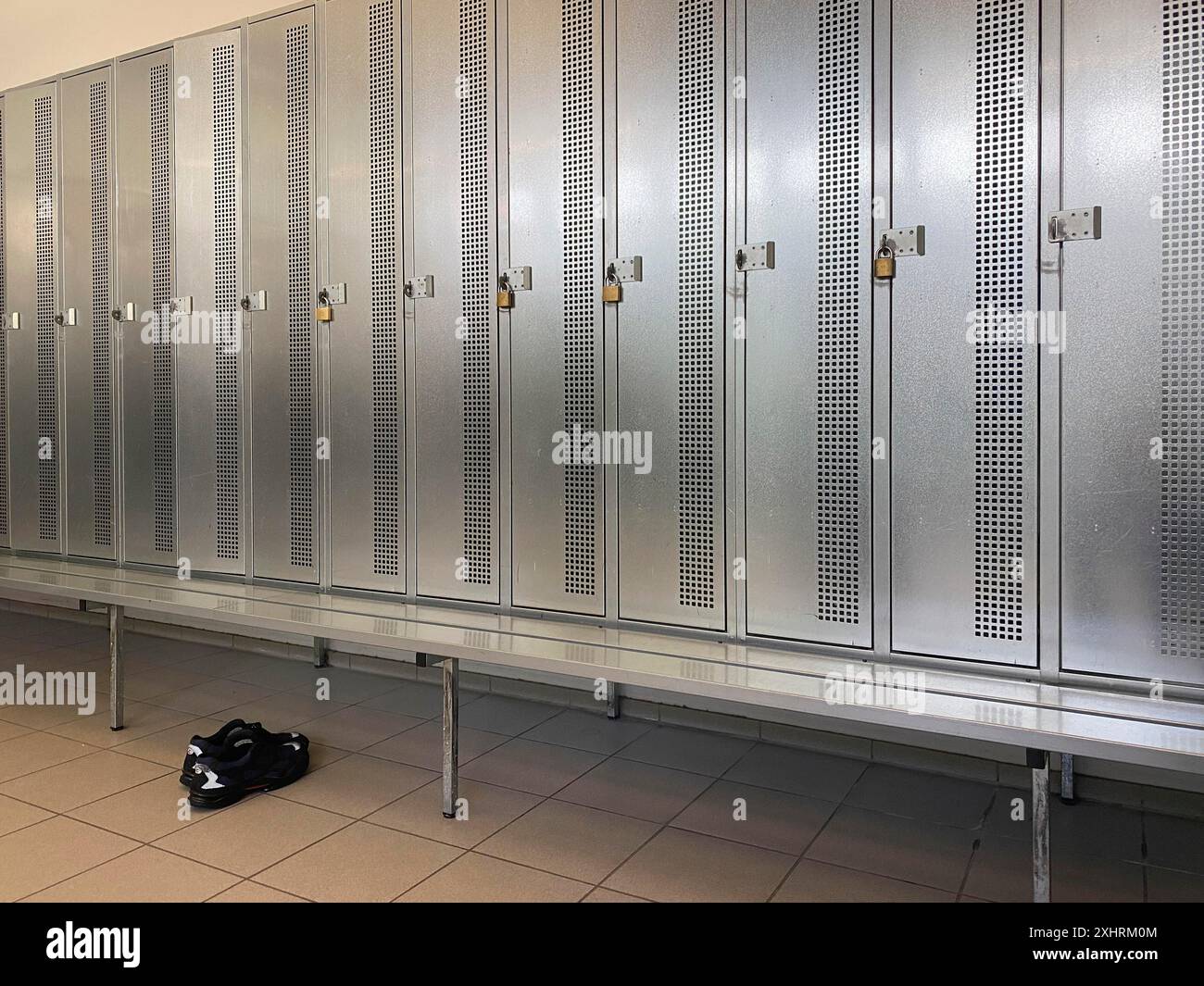 Interior photo, locker, changing room, changing cubicle, clothes ...