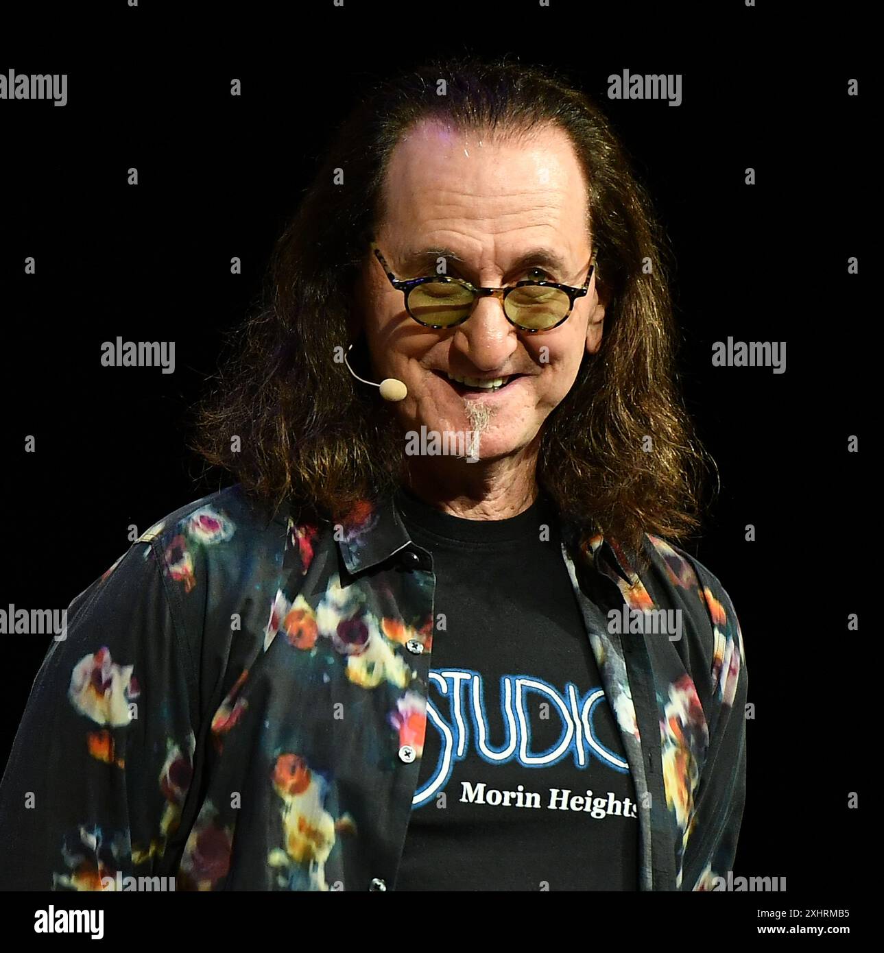 Rush band hi-res stock photography and images - Alamy