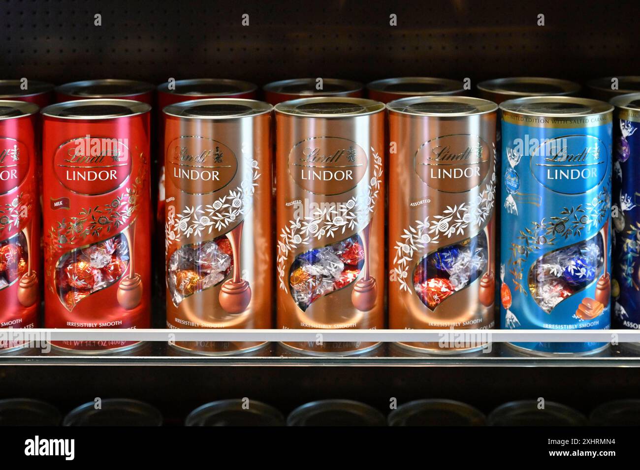 Lindth Lindor display shelf Stock Photo - Alamy