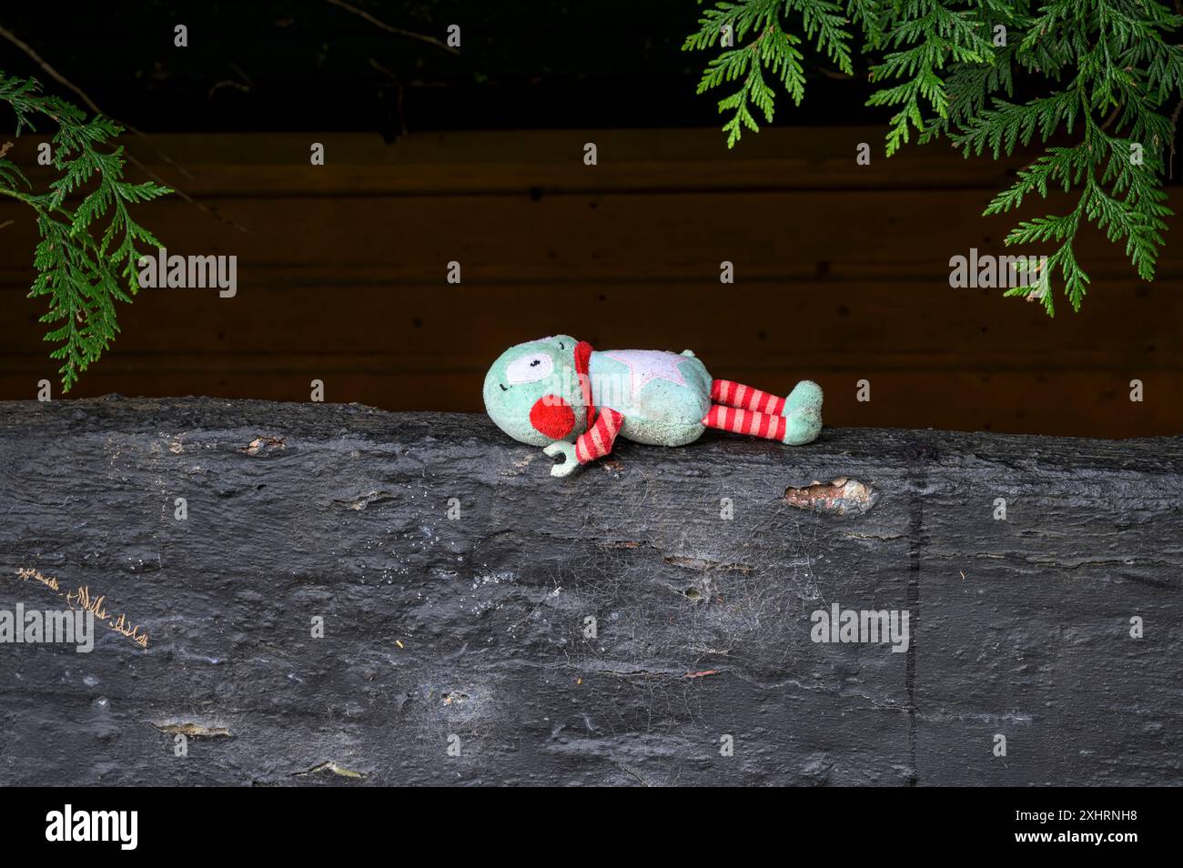 Lost and lonely hi-res stock photography and images - Alamy