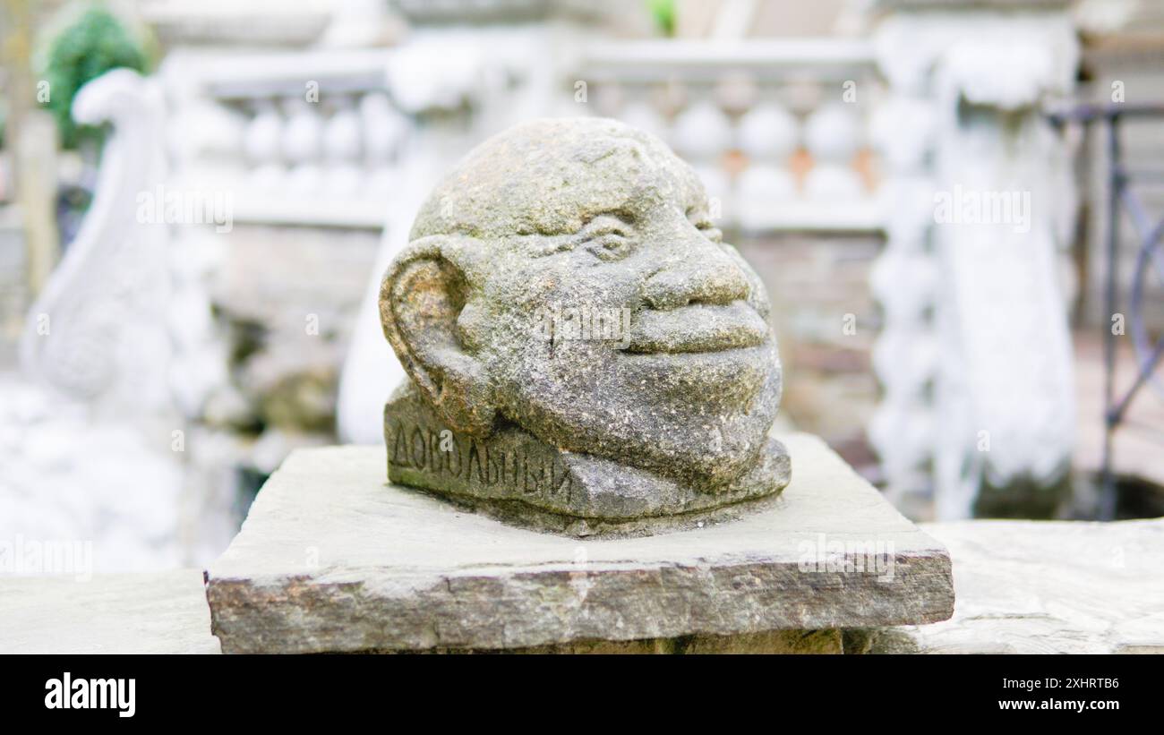 water fountain monument park famous antique artistic landmark sculpture ...