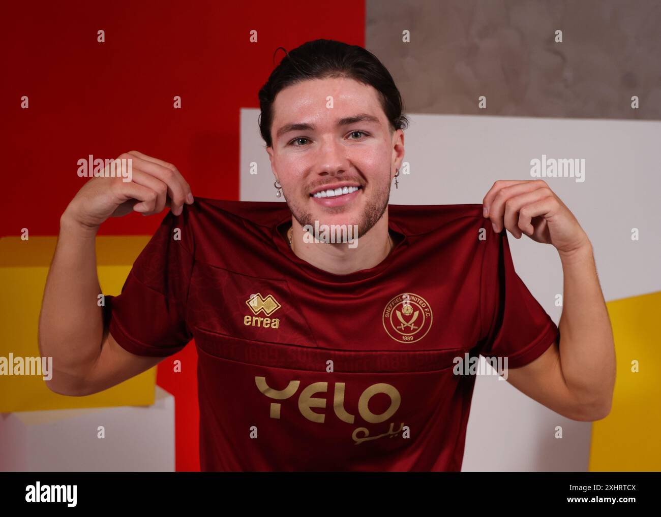 Sheffield, UK. 15th July, 2024. Callum O'Hare signs for Sheffield ...
