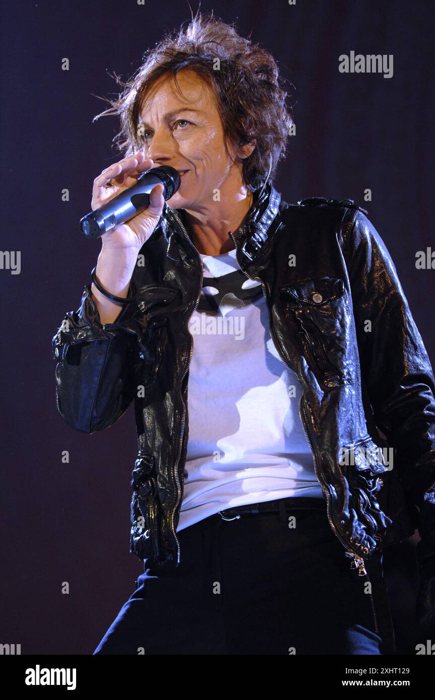 Gianna nannini images 2008 hi-res stock photography and images - Alamy