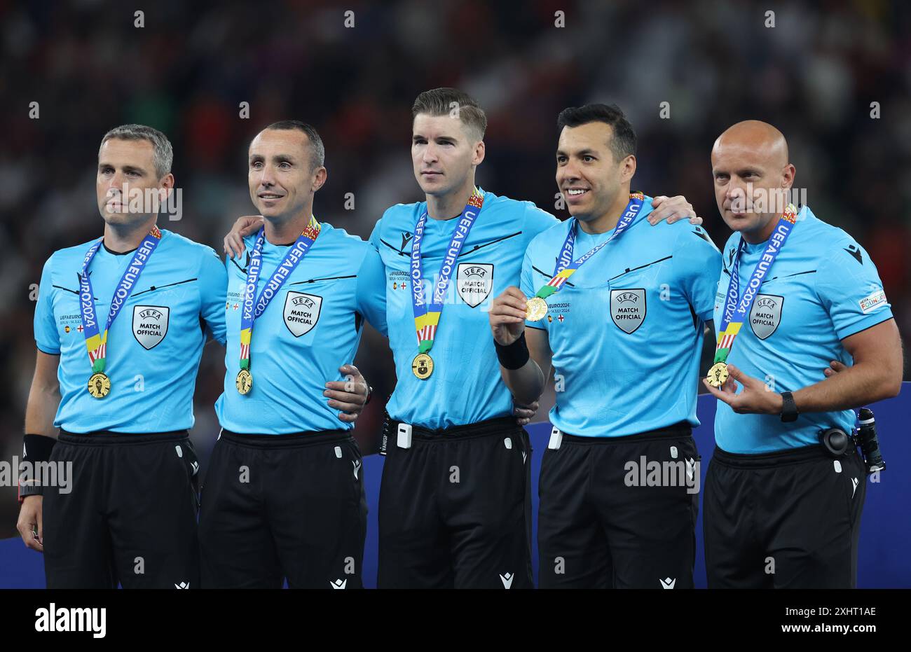 Uefa medals hi-res stock photography and images - Alamy