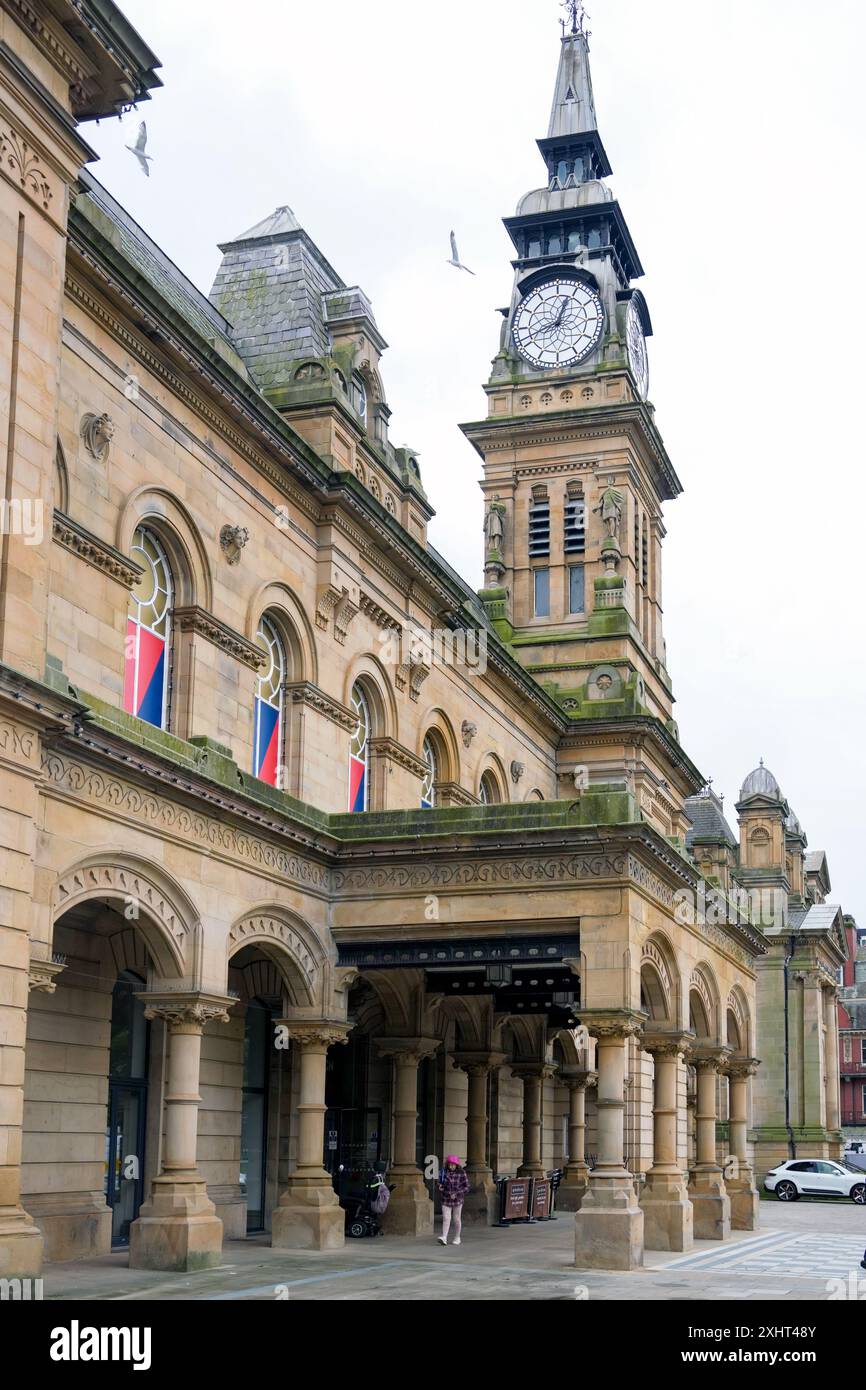 Southport Town Hall in Lord Street Southport Merseyside England Stock ...