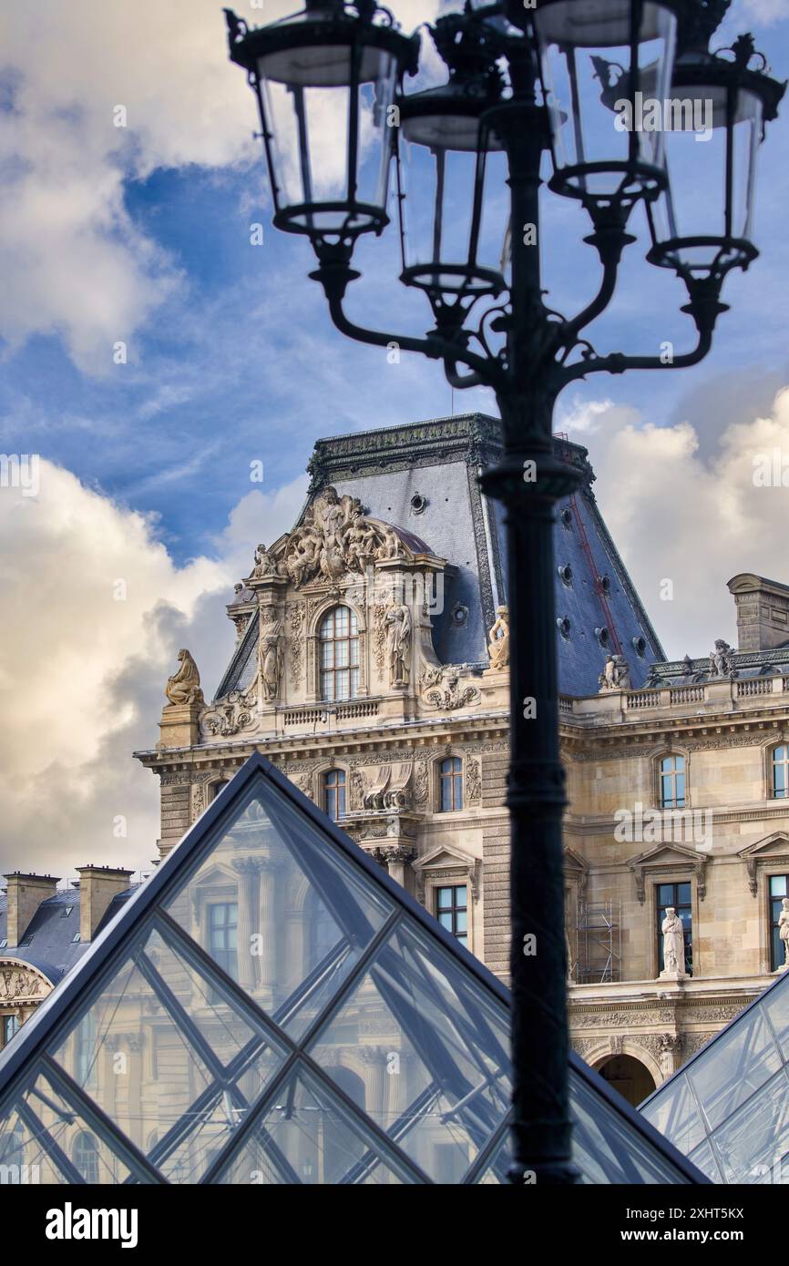 Streetlight, Pyramid, Louvre Museum, Paris, France, Europe Stock Photo ...