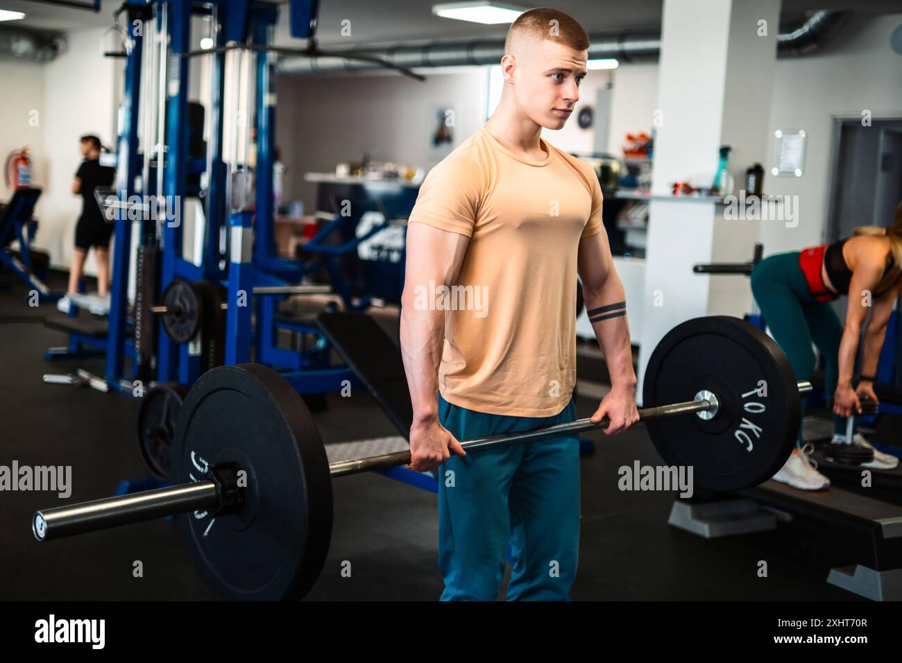Male bodybuilder in gym hi-res stock photography and images - Alamy