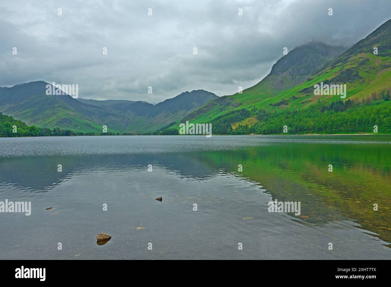 Reflectiions in water hi-res stock photography and images - Alamy