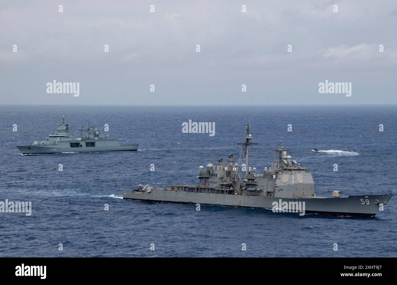 The U.S. Navy Ticonderoga-class guided-missile cruiser USS Princeton ...