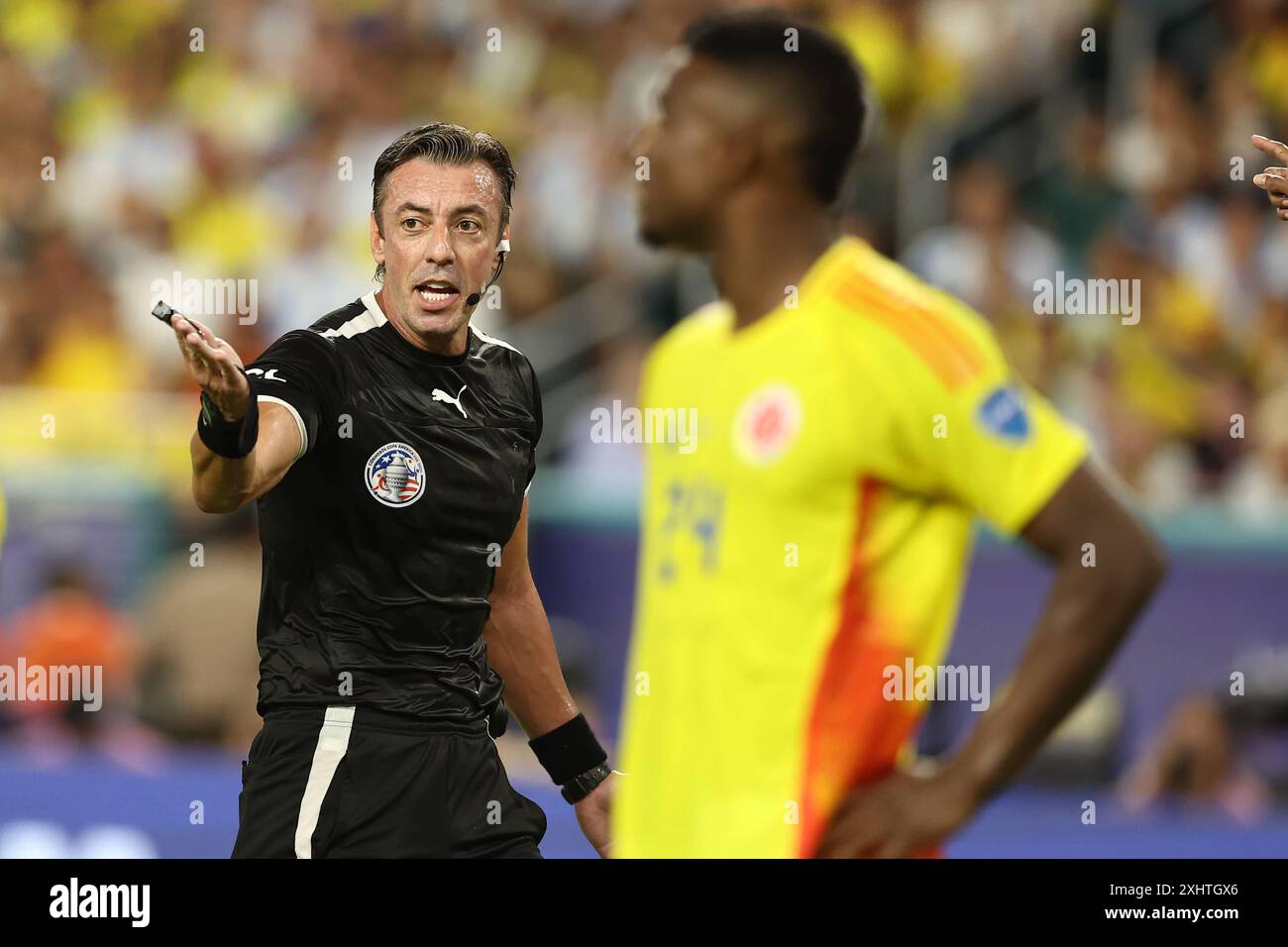 Brazilian referee Raphael Claus L gestures during the Copa AmÃ rica USA ...