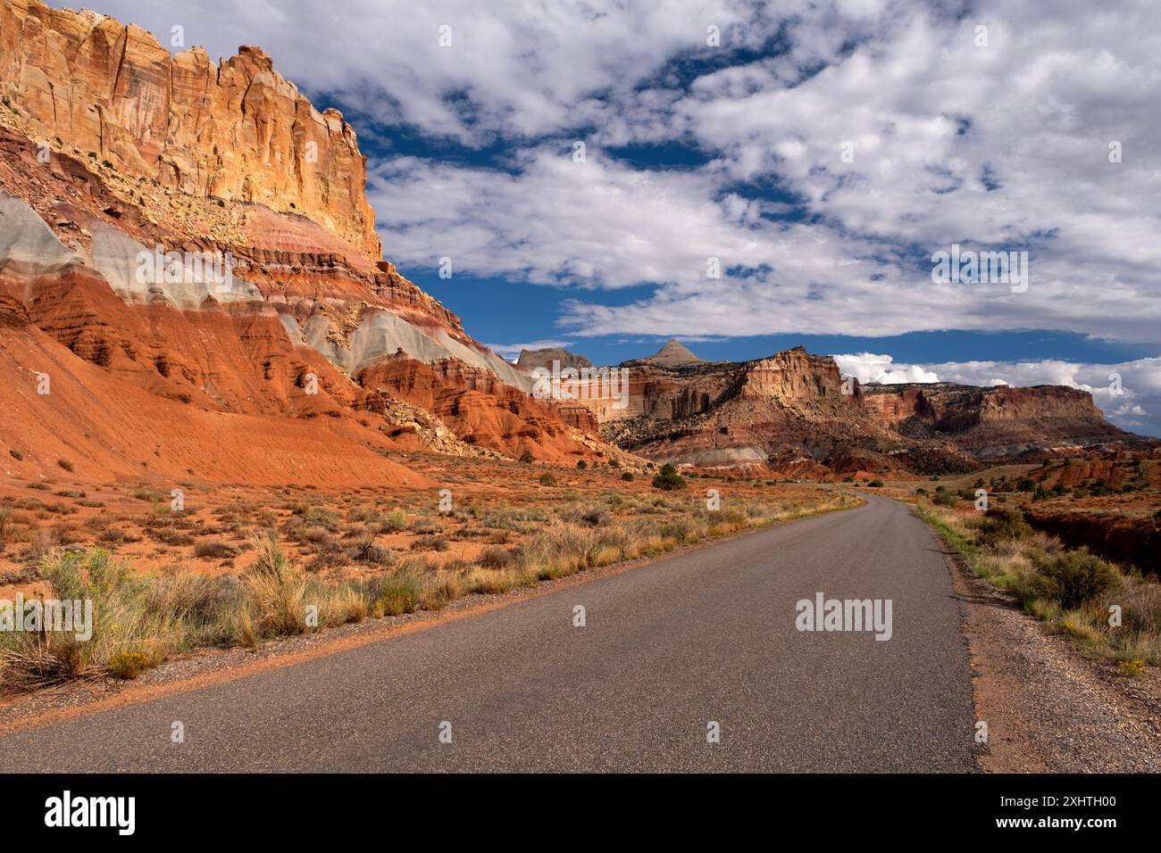 View of Scenic Drive among the Waterpocket Fold of Capitol Reef ...